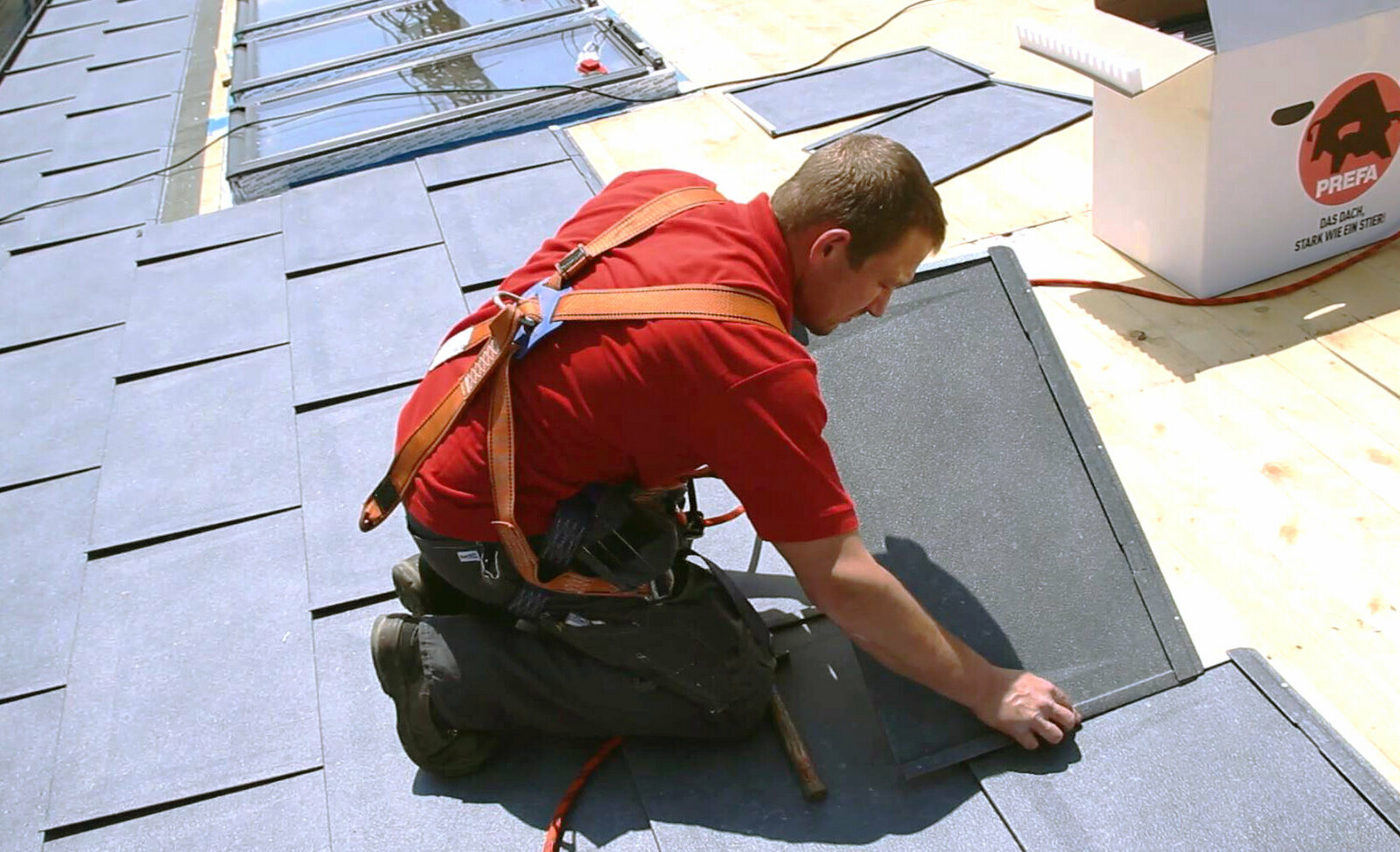 Logo de l’entreprise PREFA & documents en ligne | PREFA